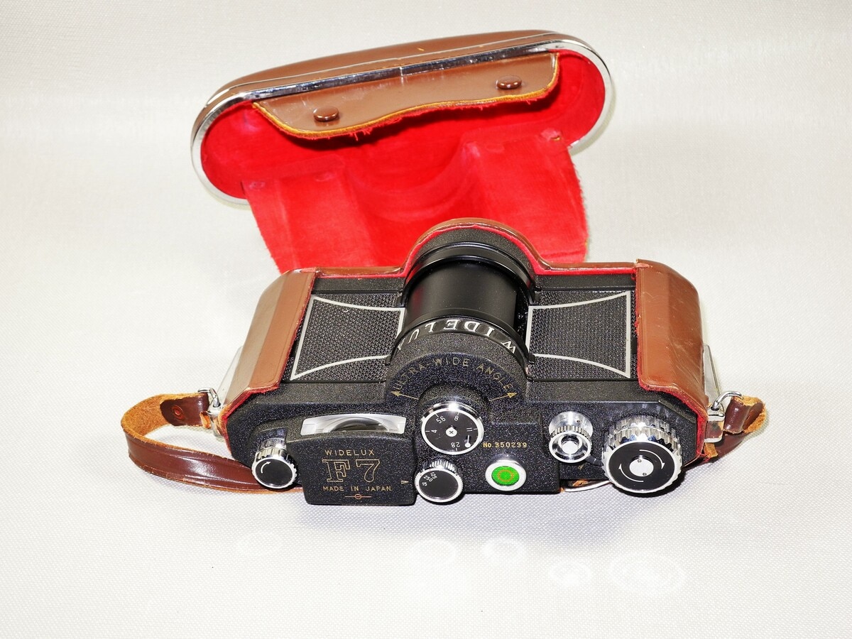 WIDELUX F7 35mm Ultra wide Angle Panoramic Film Camera With case Mint ...